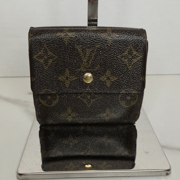 Louis Vuitton | Bags | Louis Vuitton Monogram Snap Compact Wallet ...